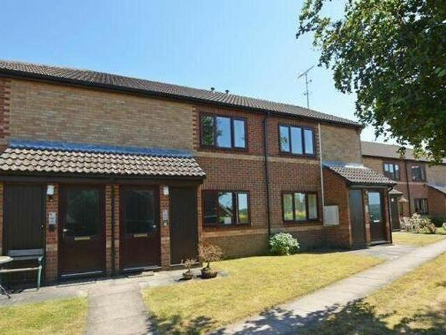 1 Bedroom Flat For Sale In Alton, Hampshire