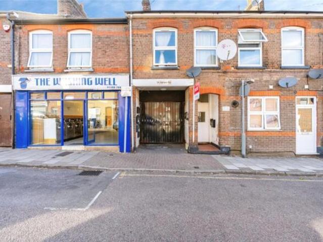 1 bedroom flat for sale in Ashton Road, Luton, Bedfordshire, LU1