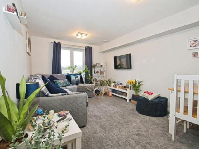 1 bedroom flat for sale in Ashbourn Way, Llanishen, Cardiff, CF14