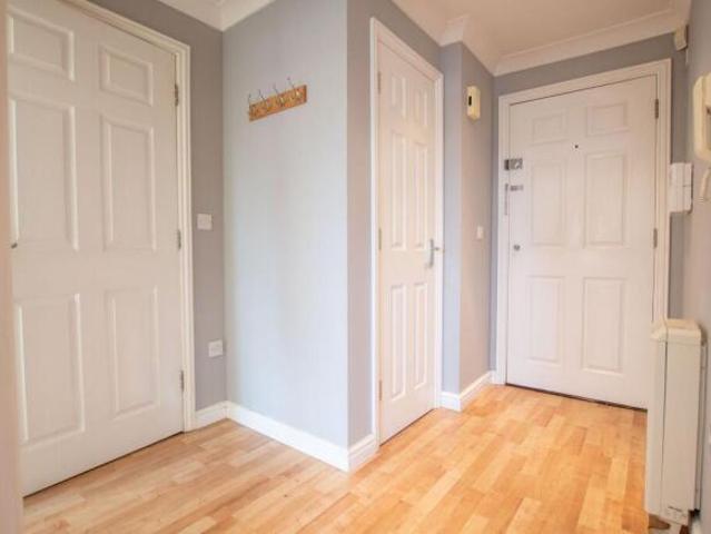 1 bedroom flat for sale in Aragorn Court, Guildford, GU2