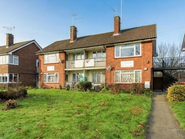 1 bedroom flat for sale in Archer Avenue, Southend On Sea, SS2