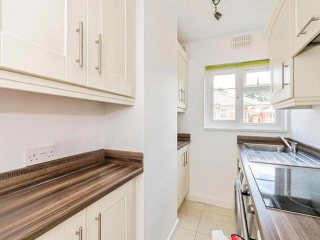 1 bedroom flat for sale in Archers Road, Southampton, SO15