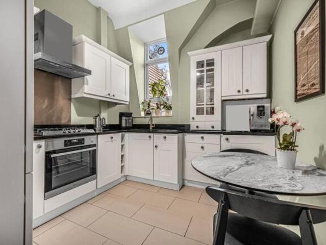 1 bedroom flat for sale in Arkwright Road, Hampstead, NW3