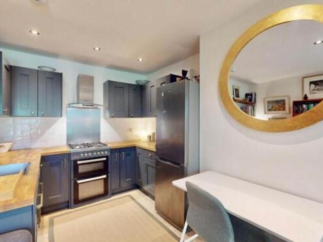1 bedroom flat for sale in Avenue Road, Highgate, N6