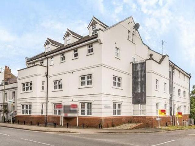 1 Bedroom Flat For Sale In Banbury