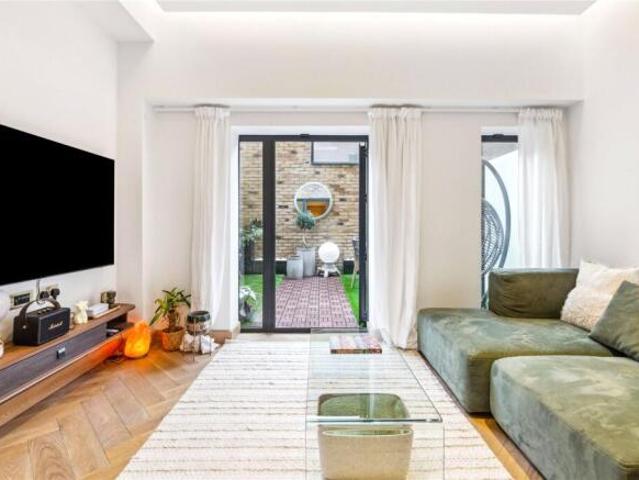 1 bedroom flat for sale in Baker Street, London, W1U