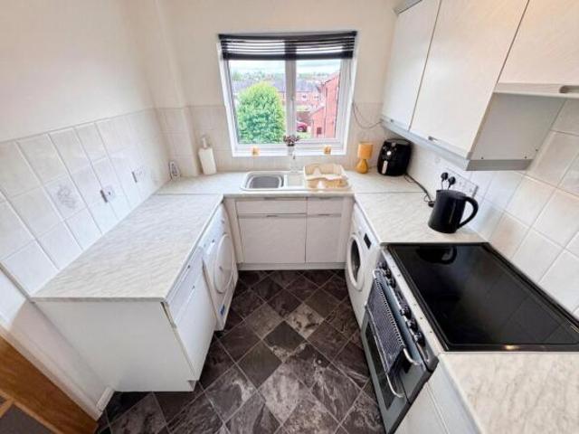 1 bedroom flat for sale in Bakers Lane, Chapelfields, CV5