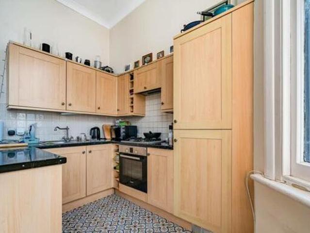 1 Bedroom Flat For Sale In Barons Court, London