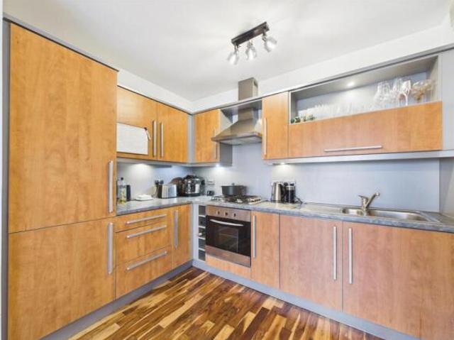 1 bedroom flat for sale in Barrland Court, Glasgow, G41
