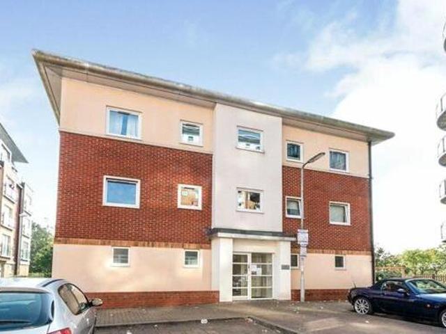 1 Bedroom Flat For Sale In Basingstoke, Hampshire