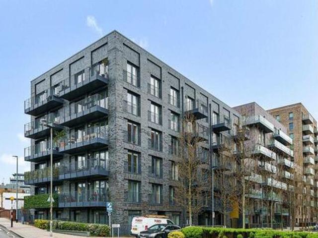 1 Bedroom Flat For Sale In Battersea, London