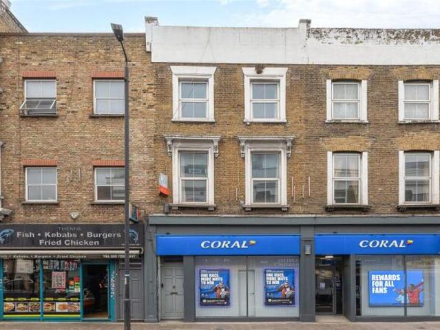 1 bedroom flat for sale in Battersea Park Road, Battersea, London, SW11