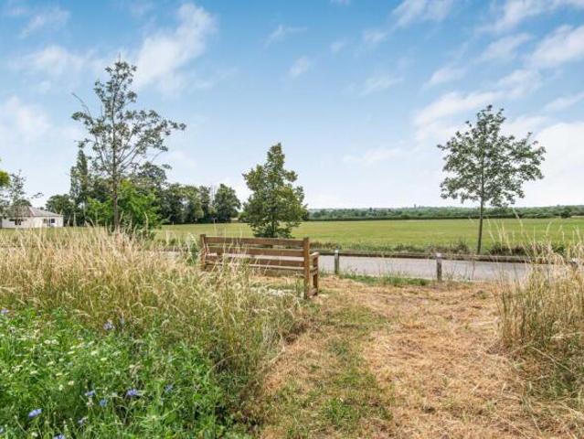 1 bedroom flat for sale in Beningfield Drive, London Colney, AL2