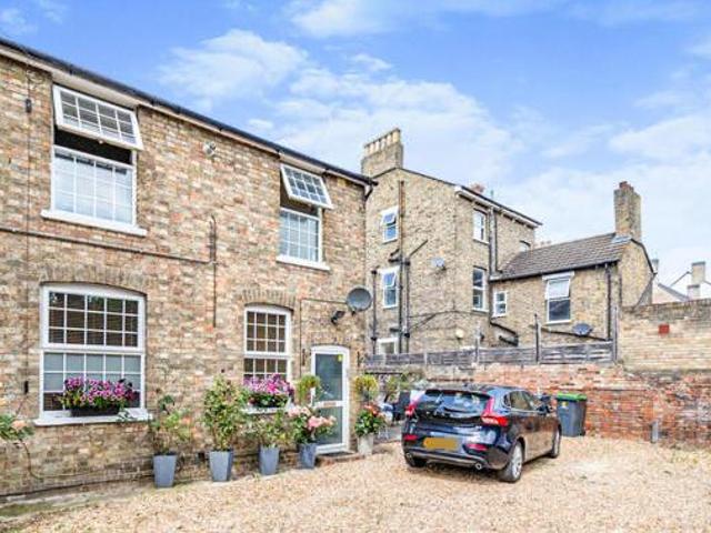 1 Bedroom Flat For Sale In Bedford