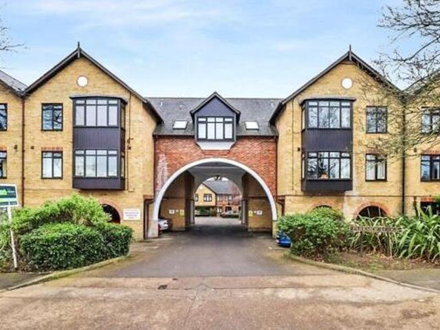 1 Bedroom Flat For Sale In Belvedere, Kent