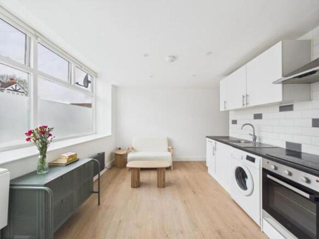 1 bedroom flat for sale in Bell Hill Road, St George, Bristol, BS5