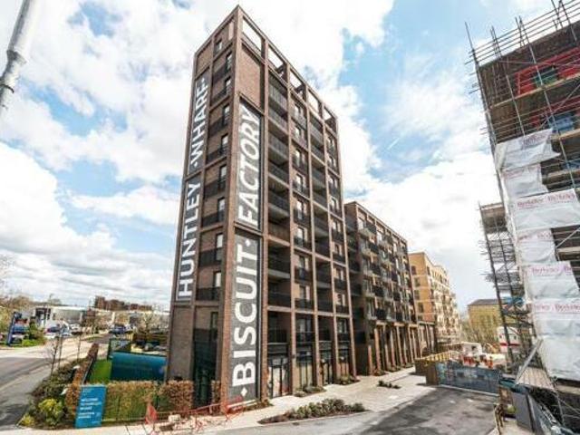1 Bedroom Flat For Sale In Berkshire