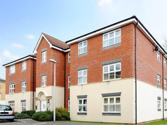 1 Bedroom Flat For Sale In Berkshire