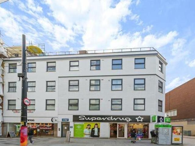 1 Bedroom Flat For Sale In Berkshire