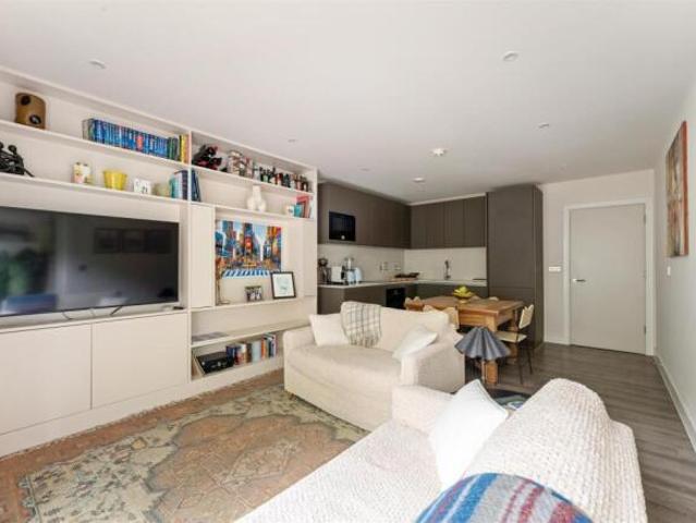 1 bedroom flat for sale in Bevenden Street, Hoxton, N1
