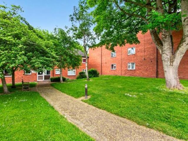 1 bedroom flat for sale in Bewerley Road, Harrogate, HG1