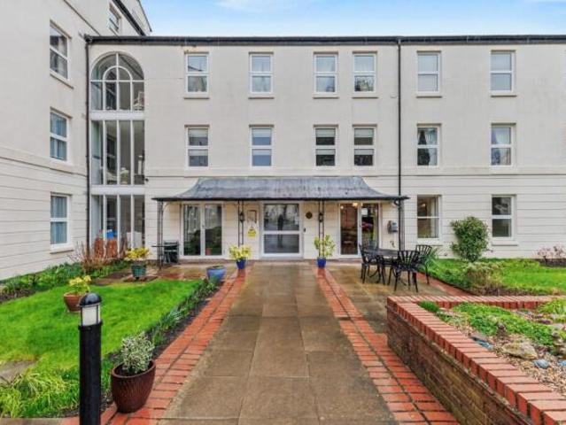 1 bedroom flat for sale in Binswood Avenue Leamington Spa, CV32