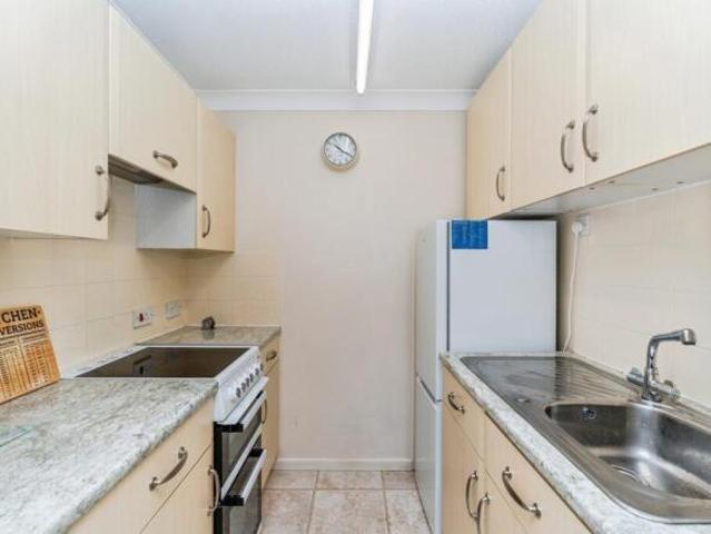 1 bedroom flat for sale in Bitterne Road East, Southampton, Hampshire, SO18