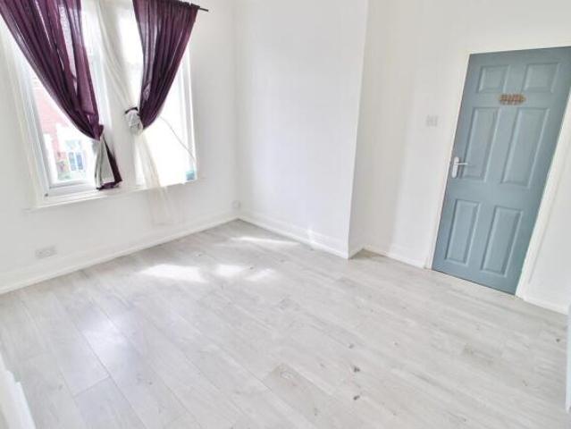 1 bedroom flat for sale in Bonchurch Road, Southsea, PO4