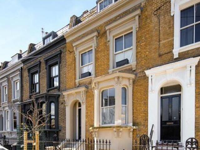 1 Bedroom Flat For Sale In Bow, London