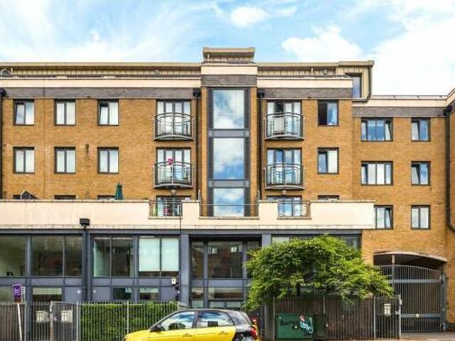1 Bedroom Flat For Sale In Bow, London
