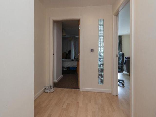 1 bedroom flat for sale in Bowman Lane, Leeds, LS10