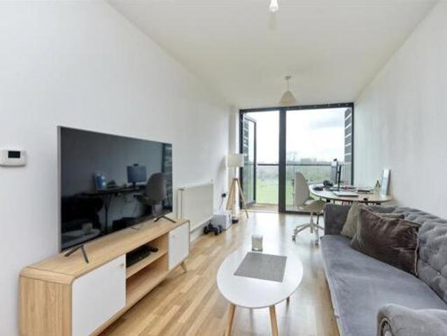 1 Bedroom Flat For Sale In Bloemfontein Road