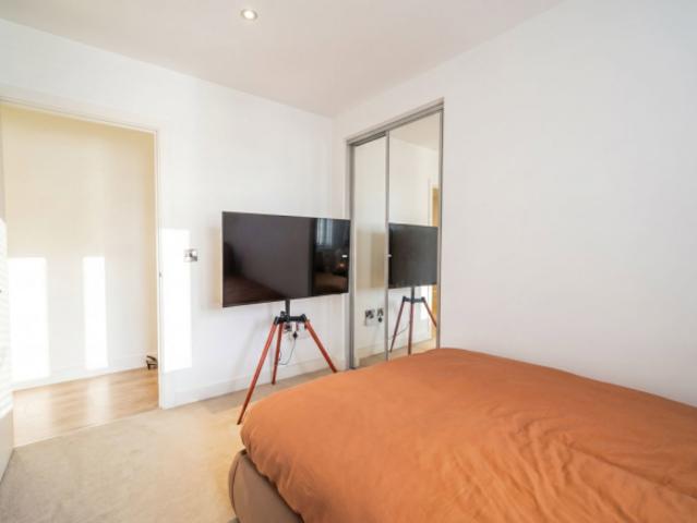 1 bedroom flat for sale in Broadoaks, Streetsbrook Road, Solihull, B91