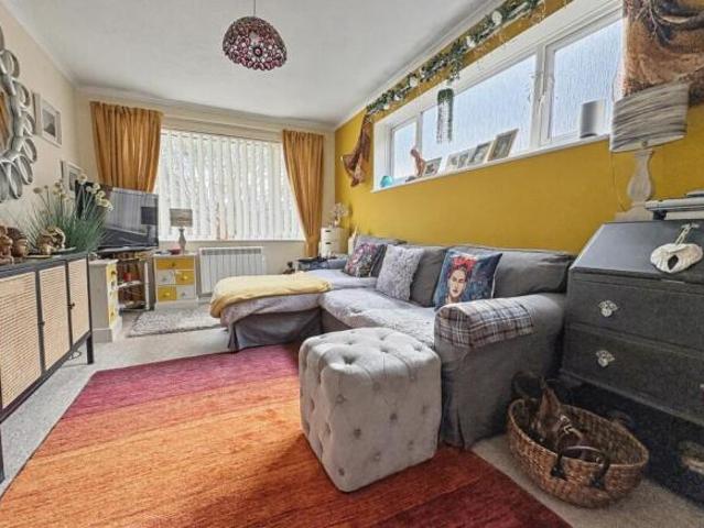 1 bedroom flat for sale in Broadstone, BH18