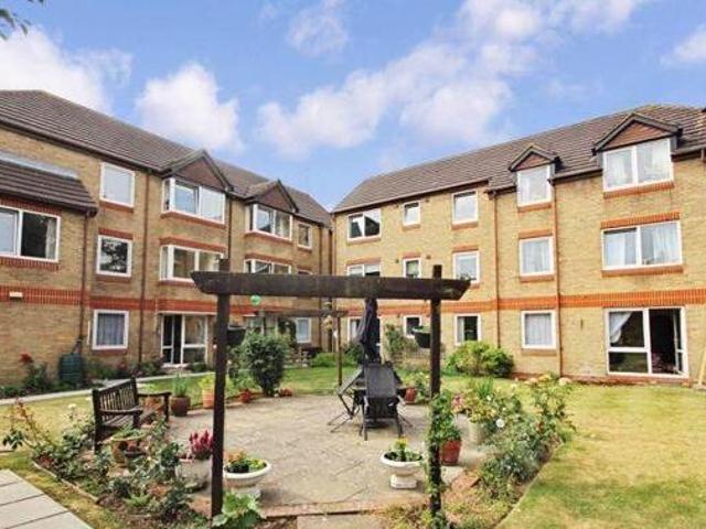 1 Bedroom Flat For Sale In Bromley
