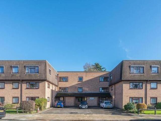 1 Bedroom Flat For Sale In Bromley
