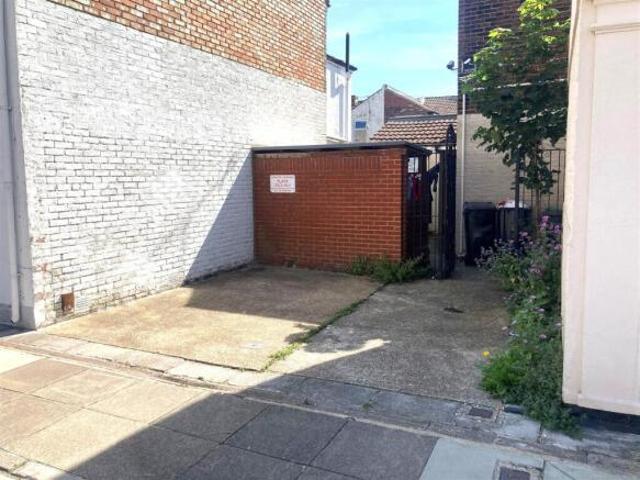1 bedroom flat for sale in Brookfield Road, Portsmouth, PO1