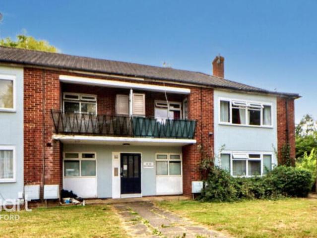 1 bedroom flat for sale in Broomfield, Guildford, GU2