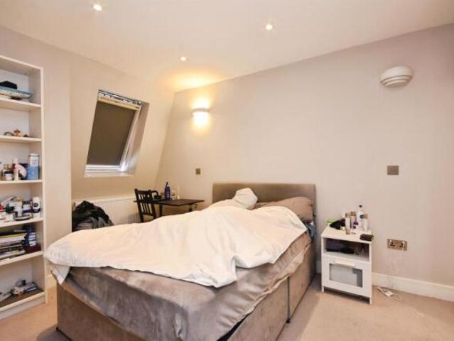 1 bedroom flat for sale in Broomfield Road, Chelmsford, CM1