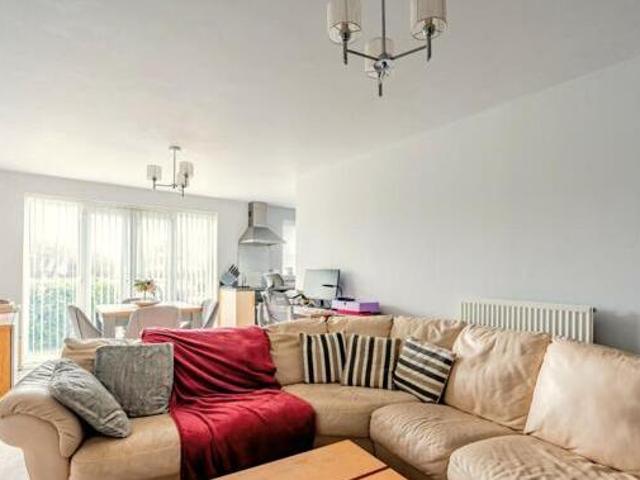 1 Bedroom Flat For Sale In Bradley Stoke