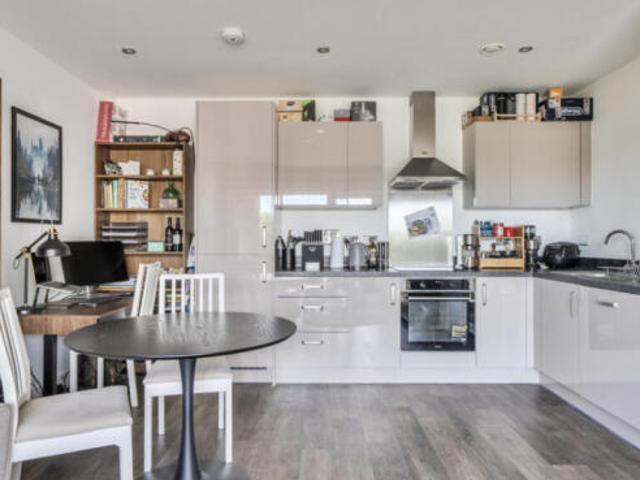 1 bedroom flat for sale in Bragg Close, Cambridge, CB5 8ES, CB5