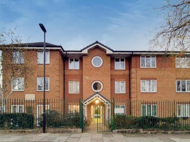 1 Bedroom Flat For Sale In Bramhope Lane
