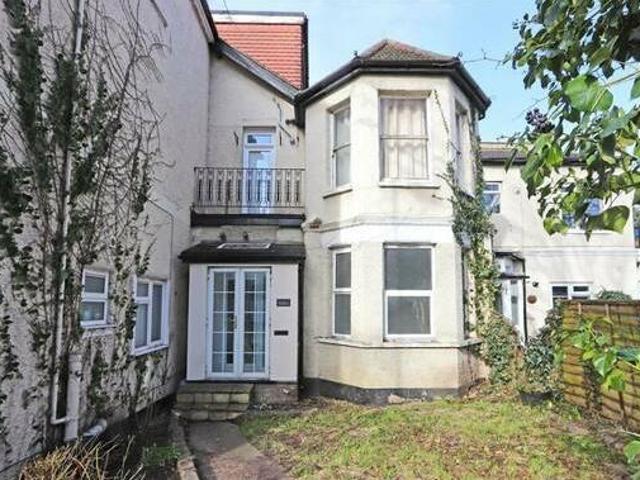 1 bedroom flat for sale in Britannia Road Westcliff On Sea SS0