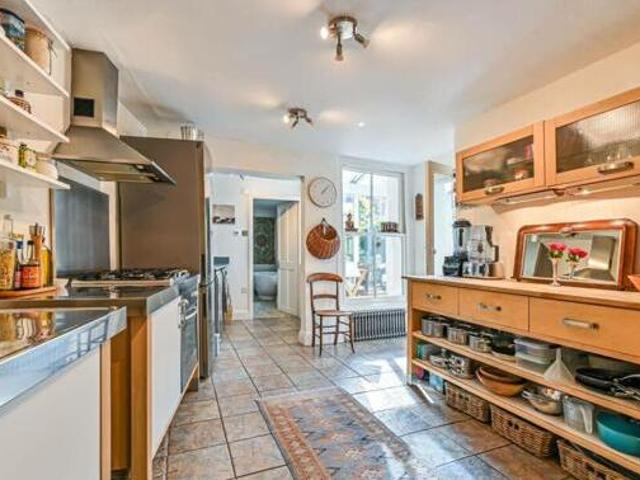1 Bedroom Flat For Sale In Brixton, London