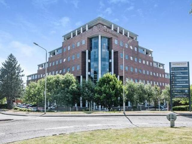 1 Bedroom Flat For Sale In Brierley Hill, West Midlands
