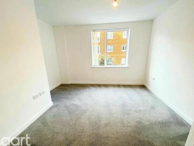 1 Bedroom Flat For Sale In Brunel Drive