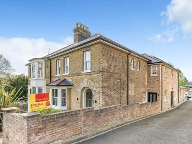 1 Bedroom Flat For Sale In Buckinghamshire
