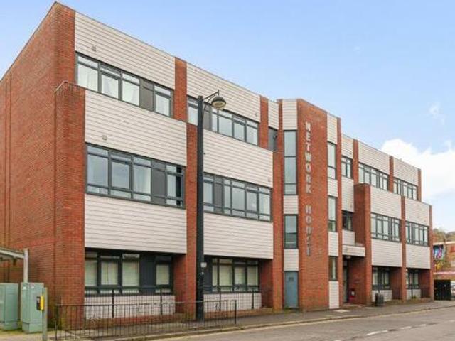 1 Bedroom Flat For Sale In Buckinghamshire