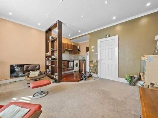 1 bedroom flat for sale in Budhill Avenue, Glasgow, G32