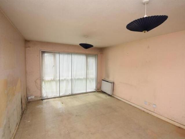 1 bedroom flat for sale in Burwood Court, Chelmsford, CM2 0TW, CM2